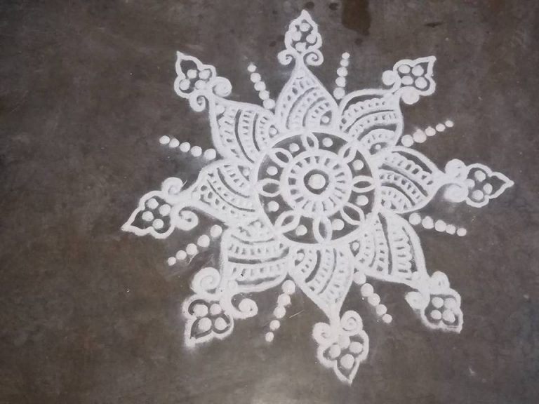 Latest Simple Rangoli Design - Fashion Beauty Mehndi Jewellery Blouse ...