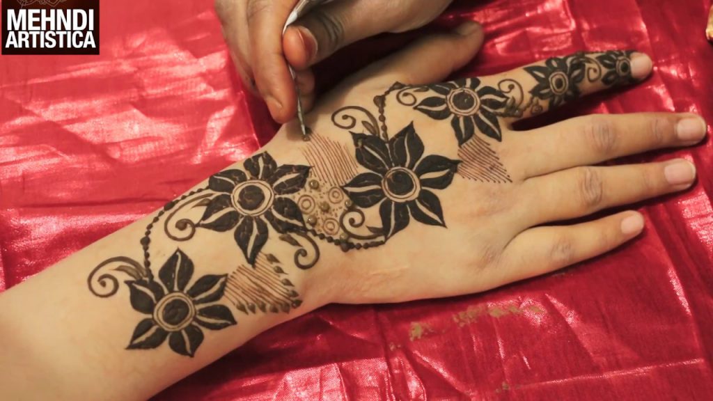 Simple Flower Mehandi Designs - Fashion Beauty Mehndi Jewellery Blouse ...