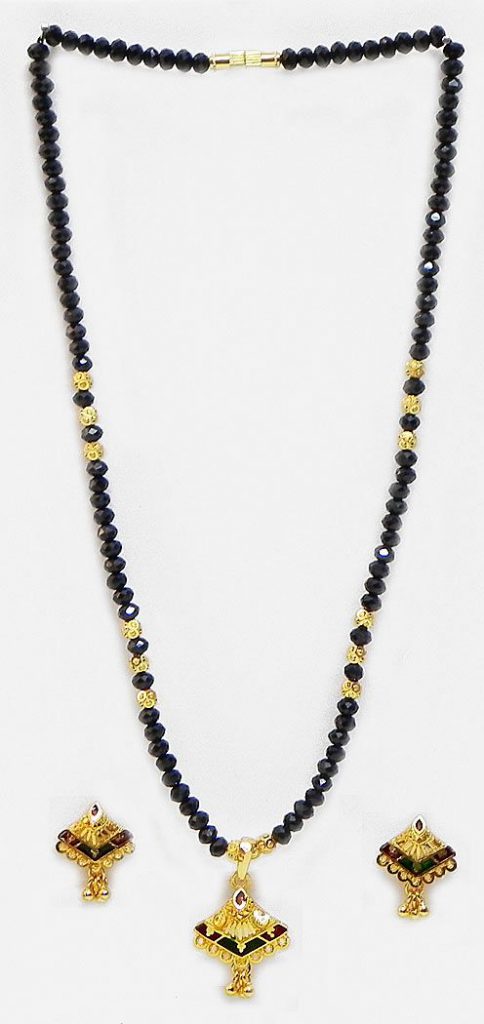 black beads gold chain designs - Fashion Beauty Mehndi Jewellery Blouse ...