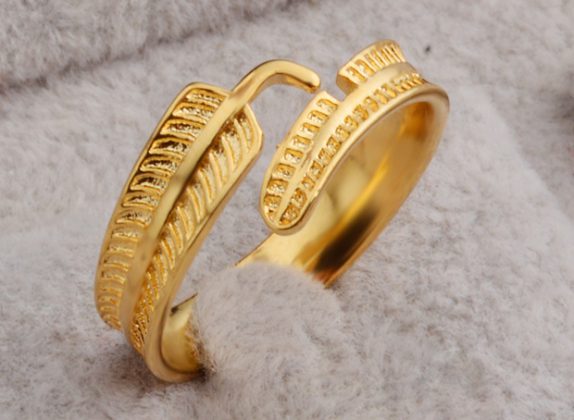 Unique Beautiful Gold Ring Designs - Fashion Beauty Mehndi Jewellery ...