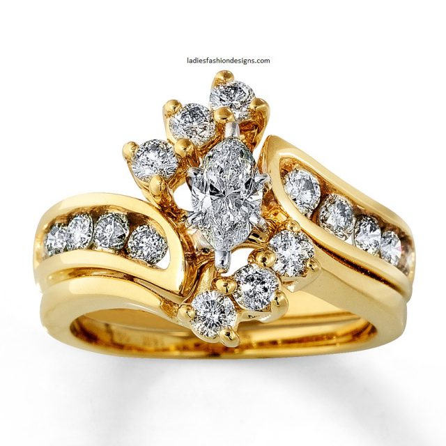 Latest engagement gold & diamond ring designs - Fashion Beauty Mehndi ...