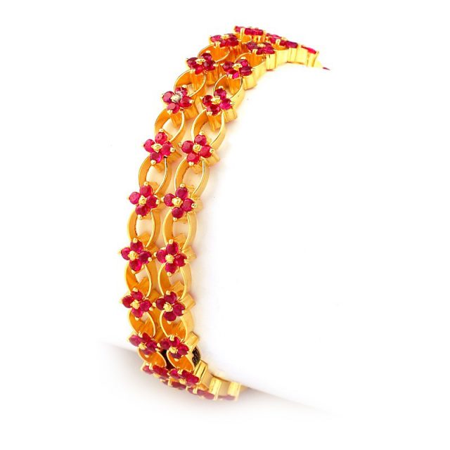 Beautiful Gold Ruby Bangle Designs - Fashion Beauty Mehndi Jewellery ...