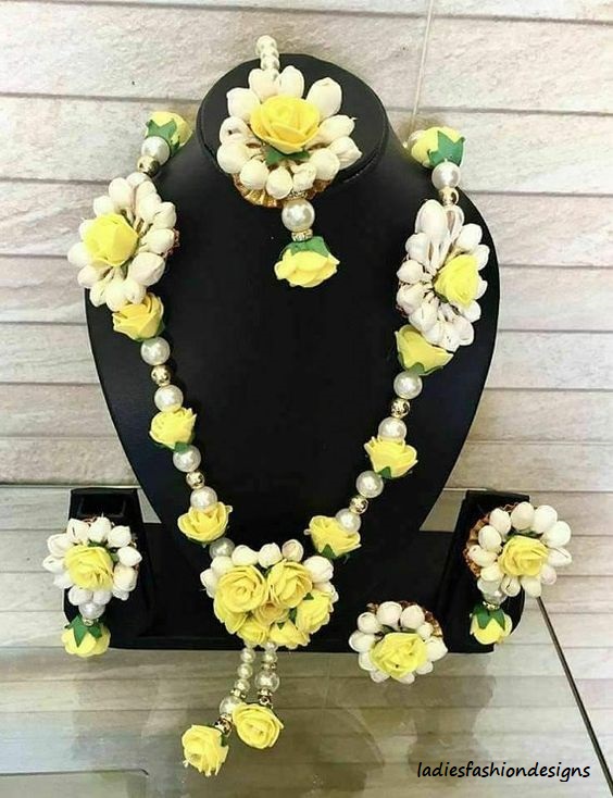 Beautiful Haldi Occasion Floral Jewellery Designs - Fashion Beauty ...